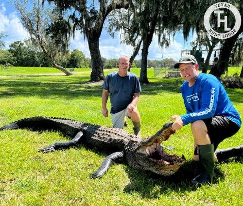 Alligator Hunting in Texas - Texas Hunt Lodge
